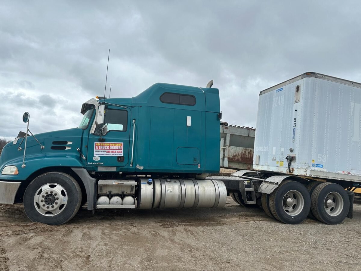 Automatic Transmission VS Standard Transmission in Trucking - PHD Truck ...